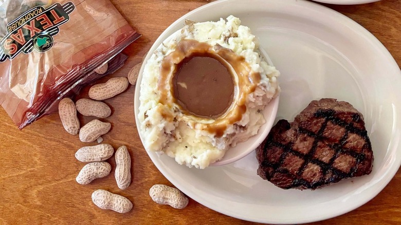 How Texas Roadhouse makes its mashed potatoes so creamy
