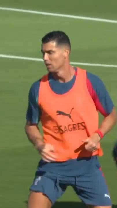 Vertical soccer WC26 Portugal training