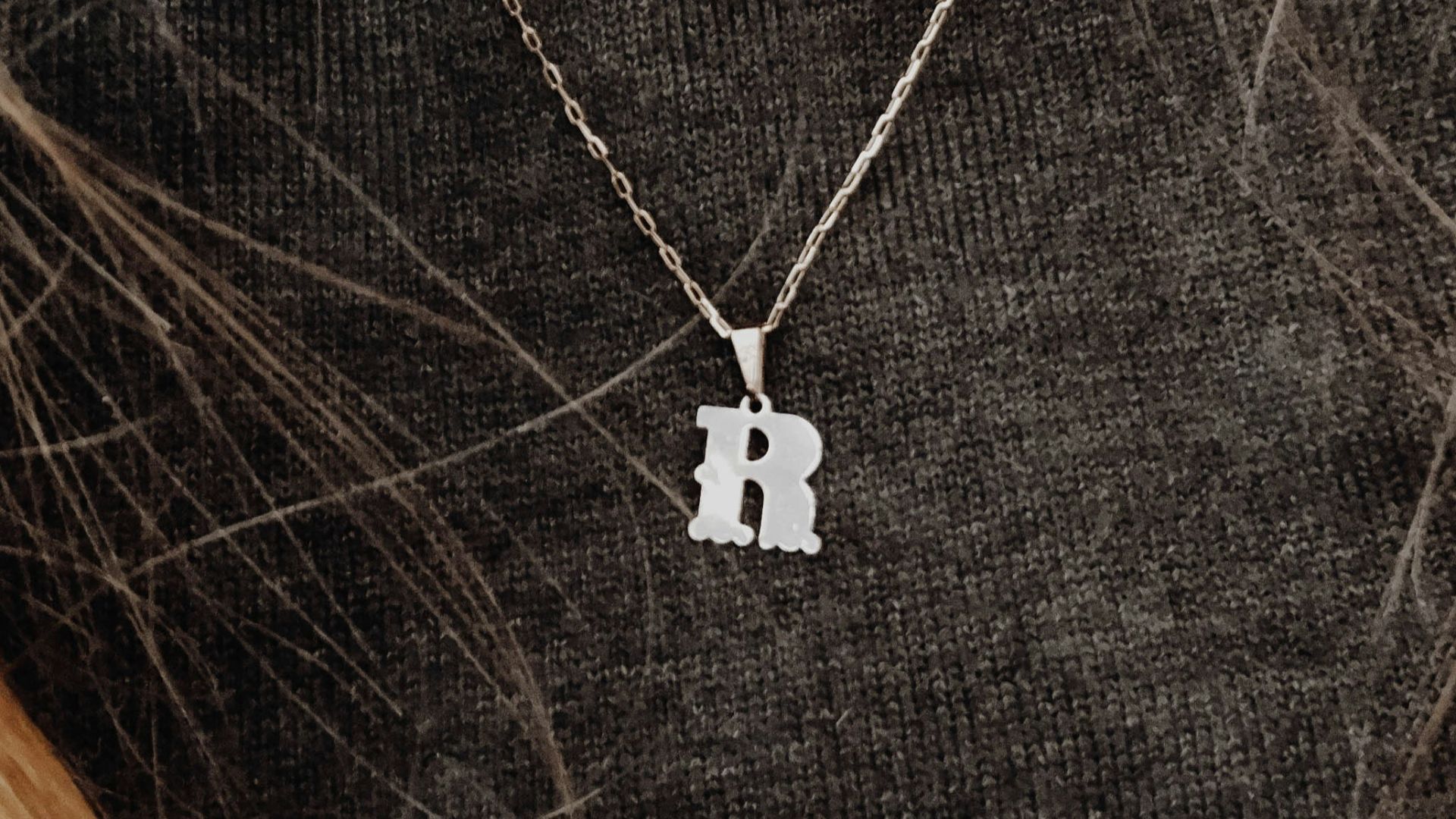 10 charms that look tacky & 10 that seem meaningful