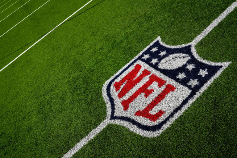 Defences are panicking: Carnell Tate is giving Cam Ward downfield ...