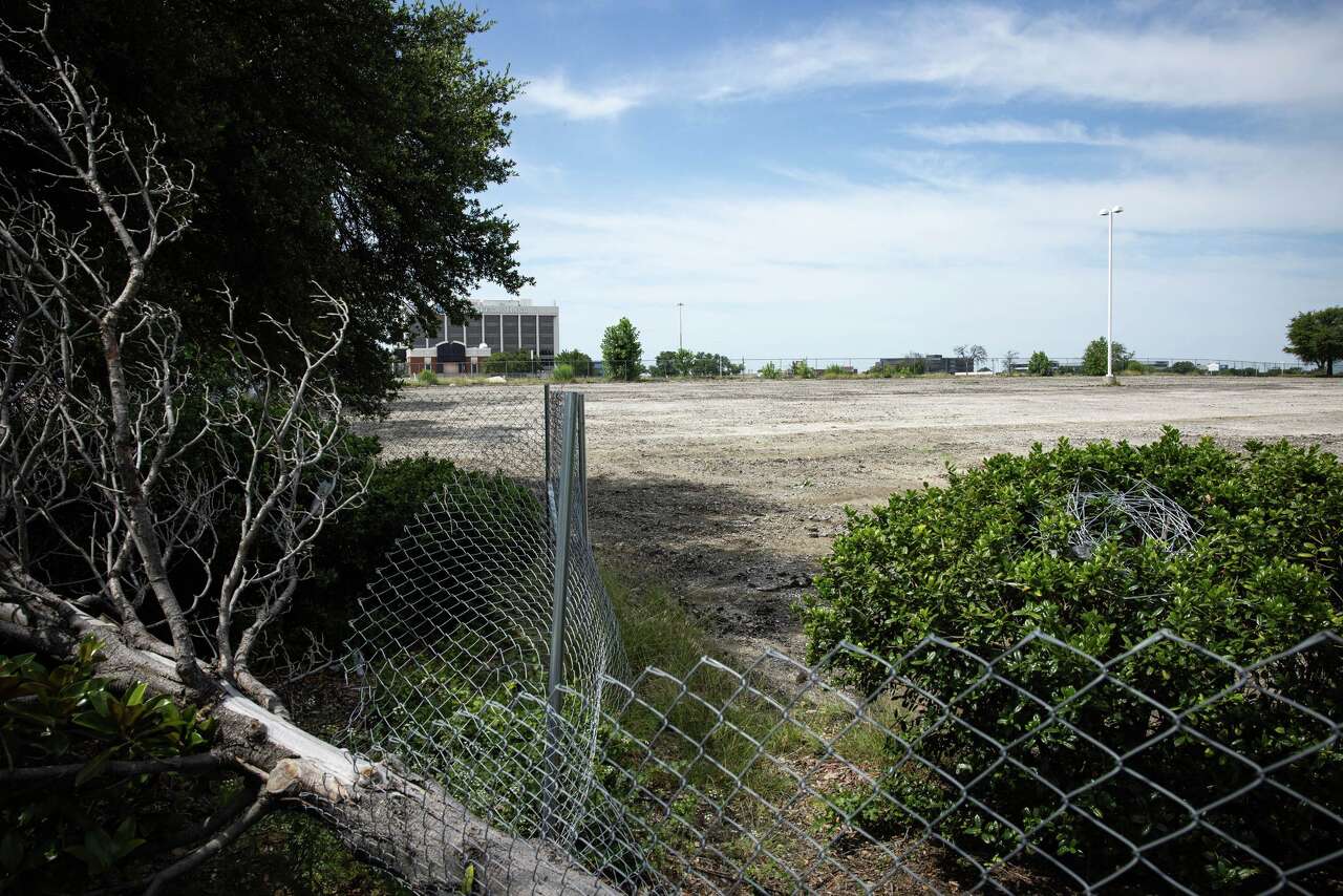 What the Mavericks' Valley View play means for the Dallas City Hall debate