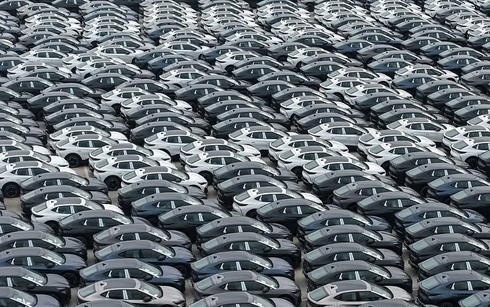 Chinese EV imports spark security warnings in Canada