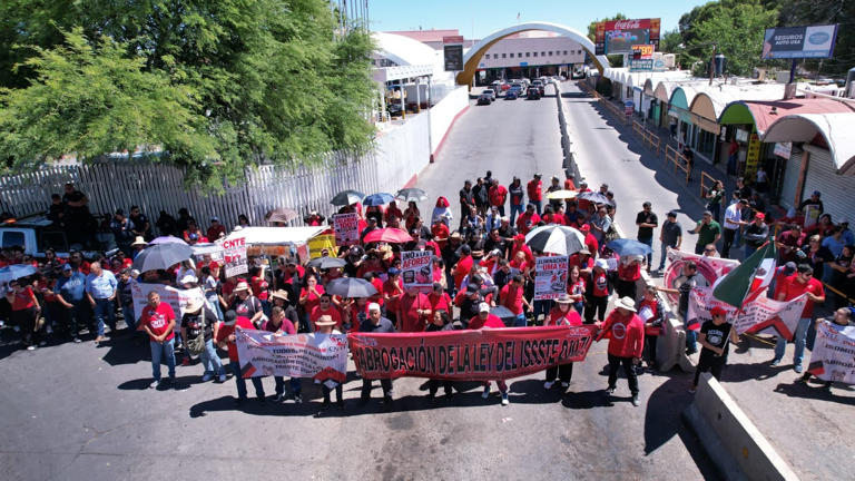 Bloqueo de garita Dennis DeConcini provoca kilométricas filas en Nogales