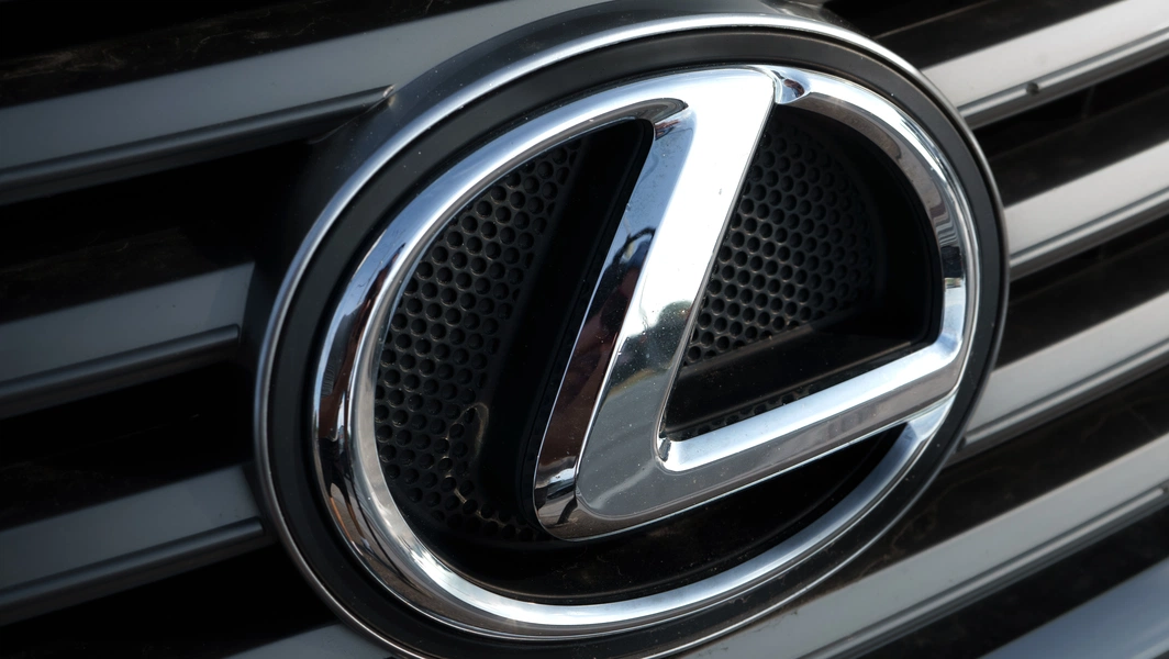18 reasons to rethink buying a Lexus