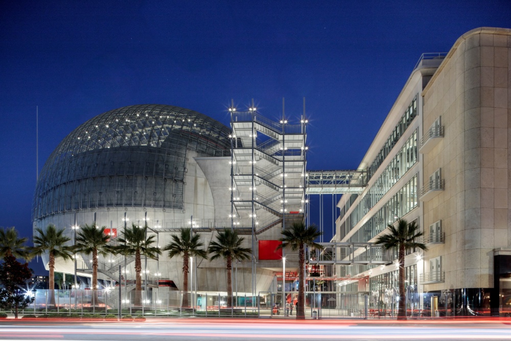 Academy launches global award recognizing exceptional movie theaters