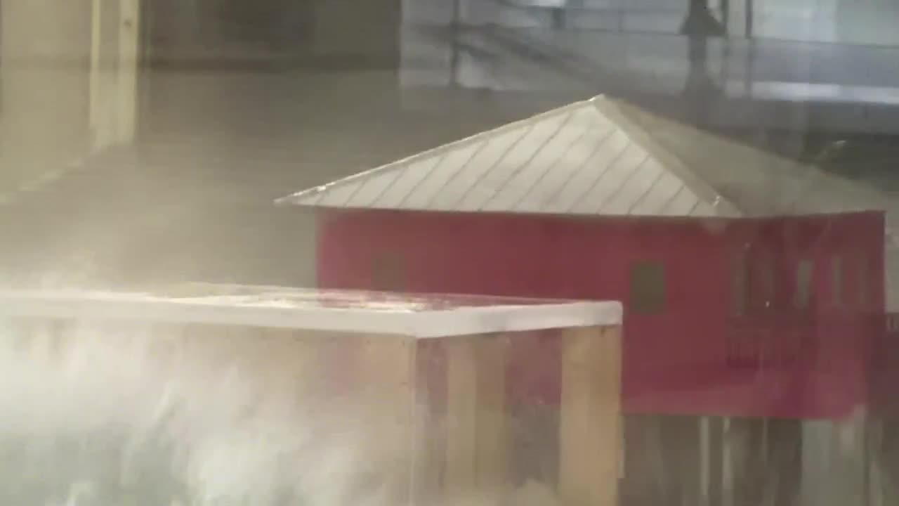 Inside the University of Miami lab simulating hurricanes to protect ...