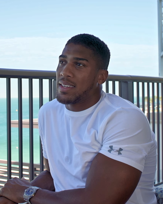 Anthony Joshua says boxing is 'therapeutic' after car crash