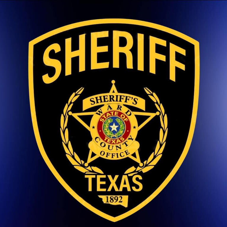 Multiple vehicles involved in crash in Ward County