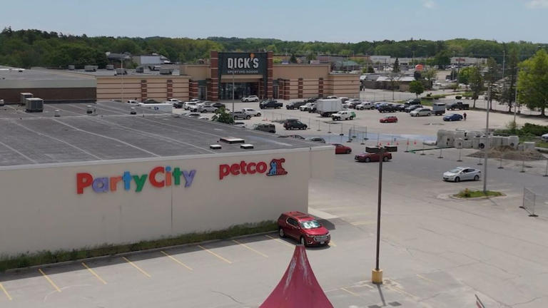 Developers repurposing Mall Plaza in South Portland into two new hotels