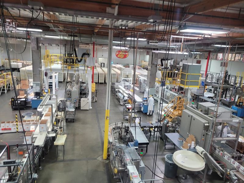 10 Oregon factory tours that make for a surprisingly fun day trip