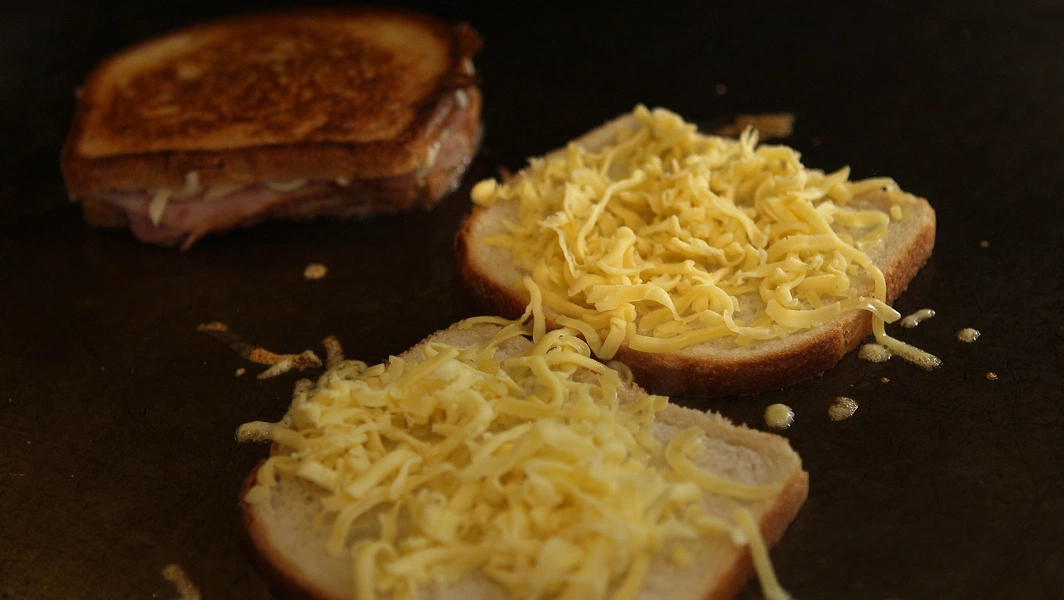 12 creative grilled cheese recipes