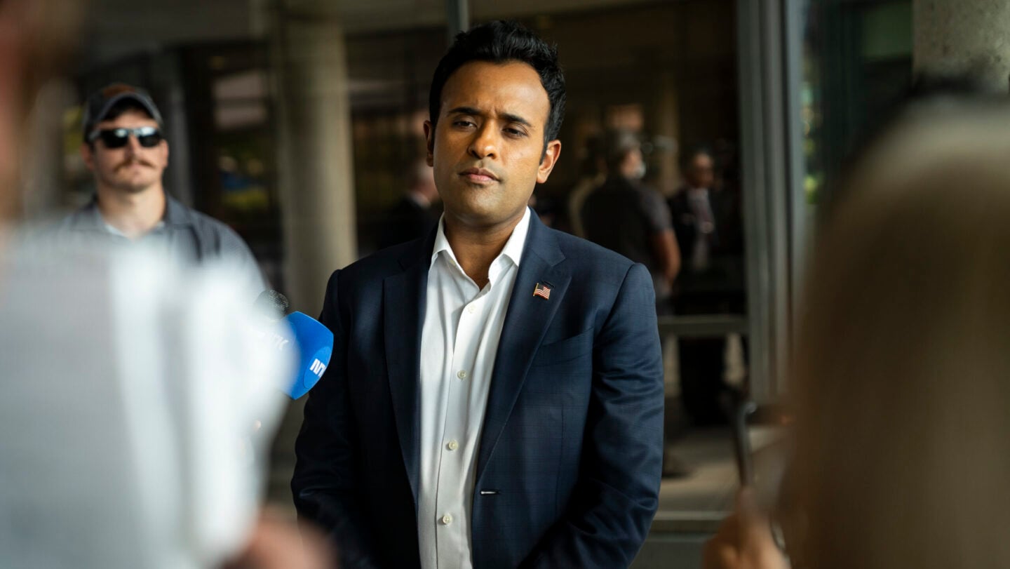 Vivek Ramaswamy says a Black baby is safer on Chicago streets than ...