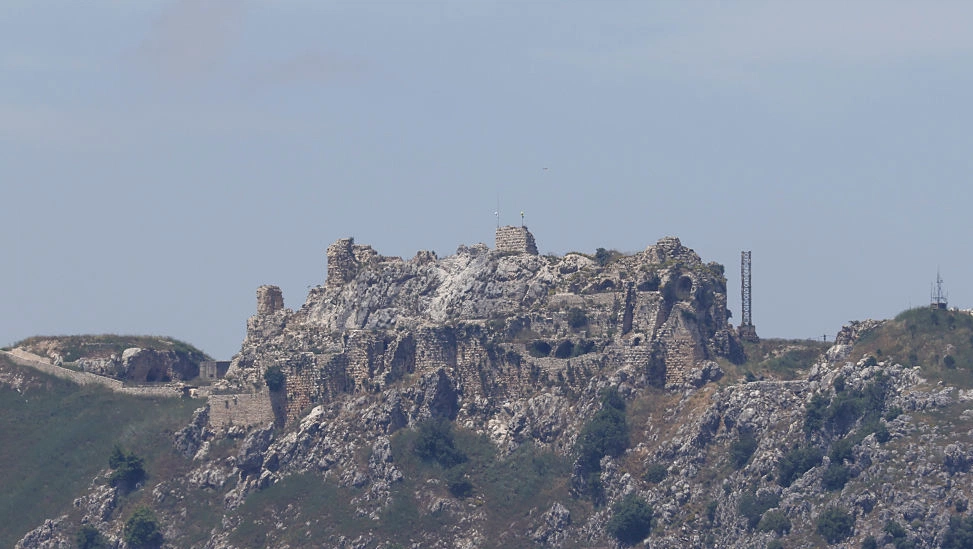 Israeli forces capture Beaufort Castle in deepest Lebanon push