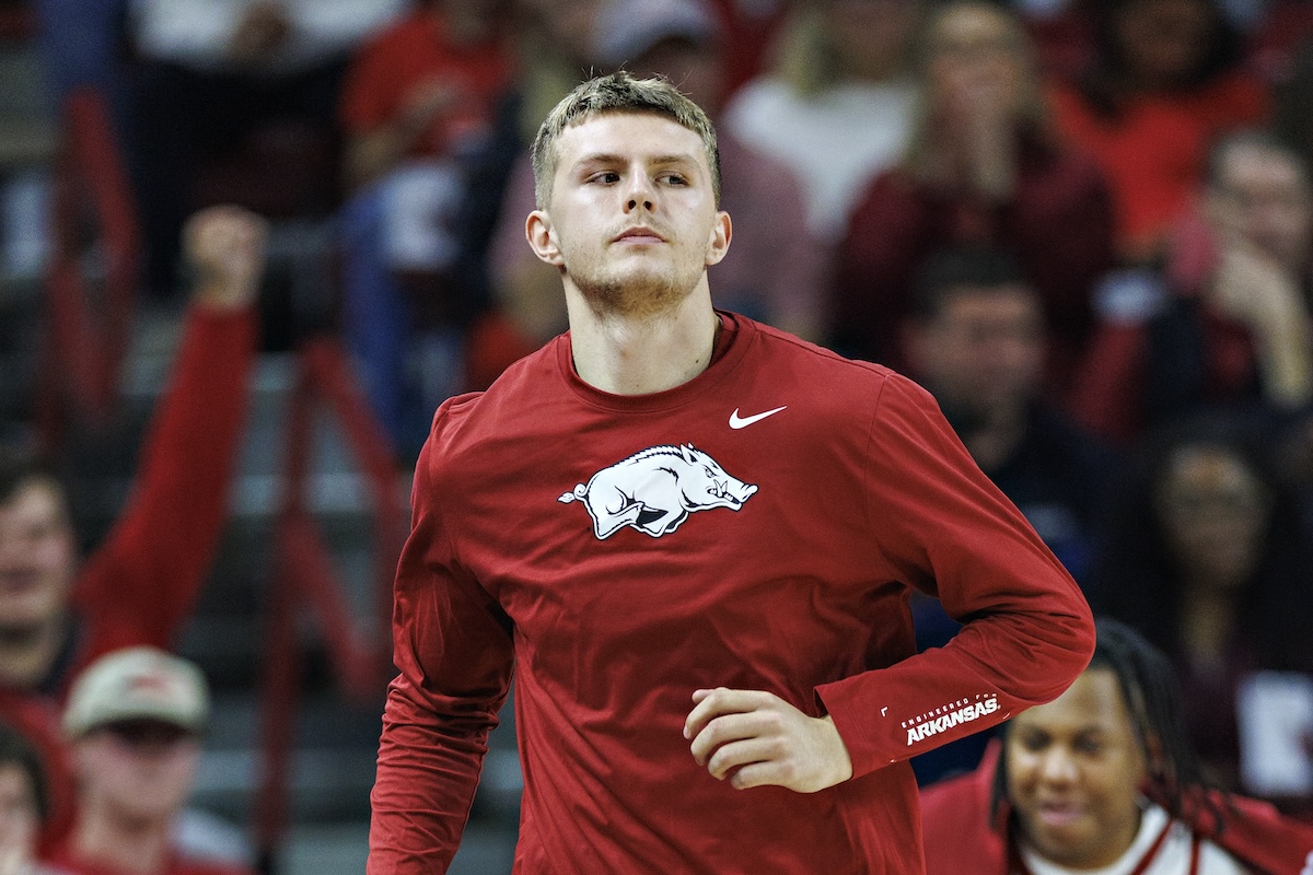 Dan Hurley, UConn add 7-foot Arkansas transfer Elmir Dzafic to roster