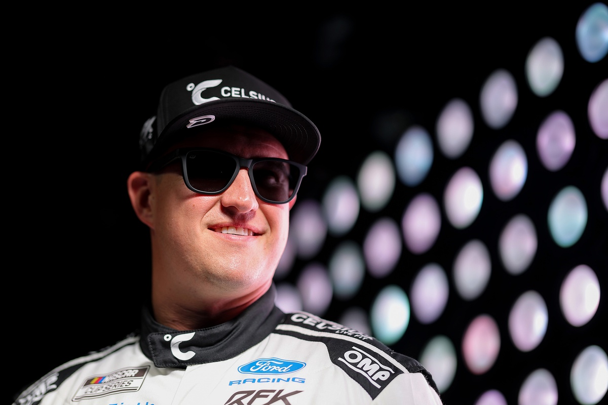 Ryan Blaney takes blame for huge Reddick, Elliott crash at checkered flag