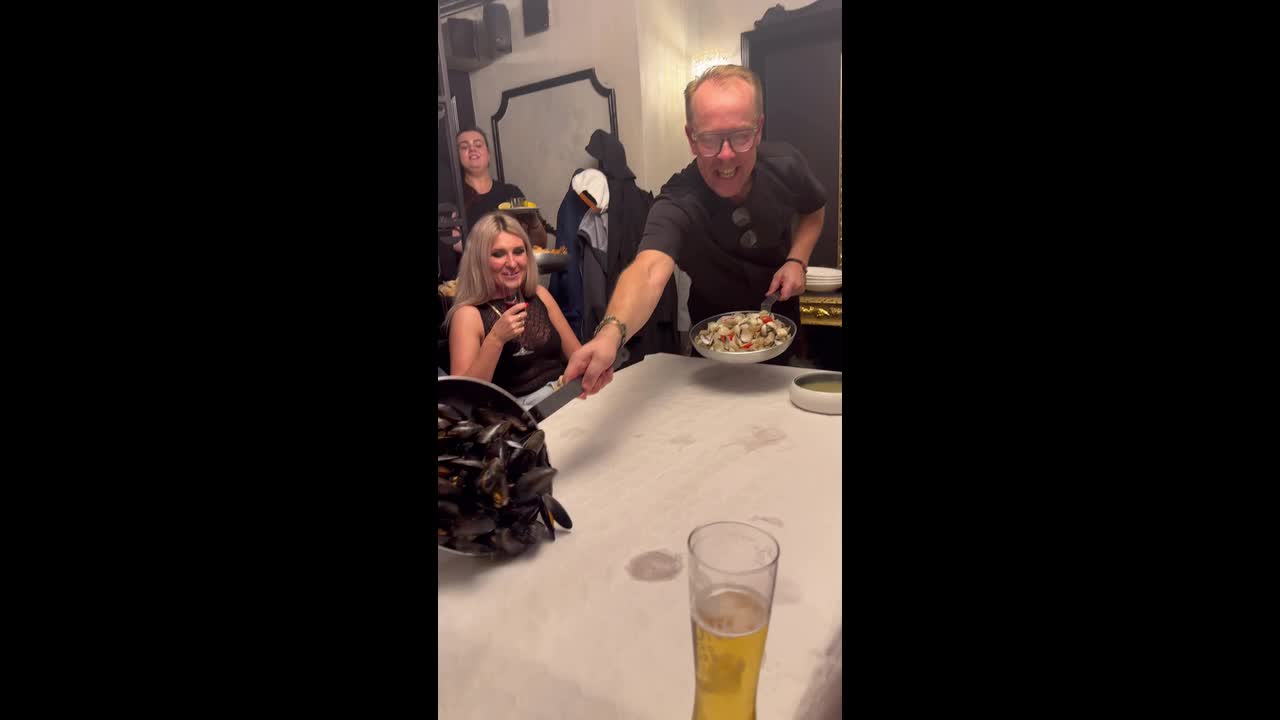 Viral seafood feast at Dolce Vita Ristorante Mangiaconbartek in Poland