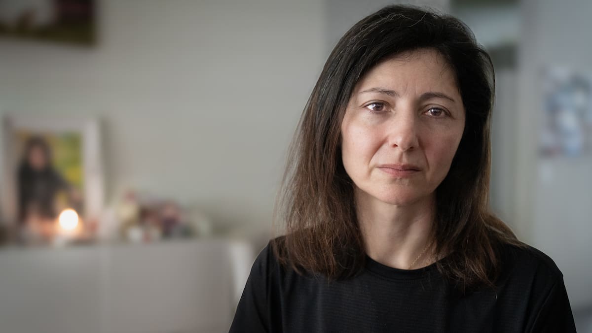 Vor einem Jahr wurde Mandy (†15) in Berikon AG erstochen – nun wandert ...