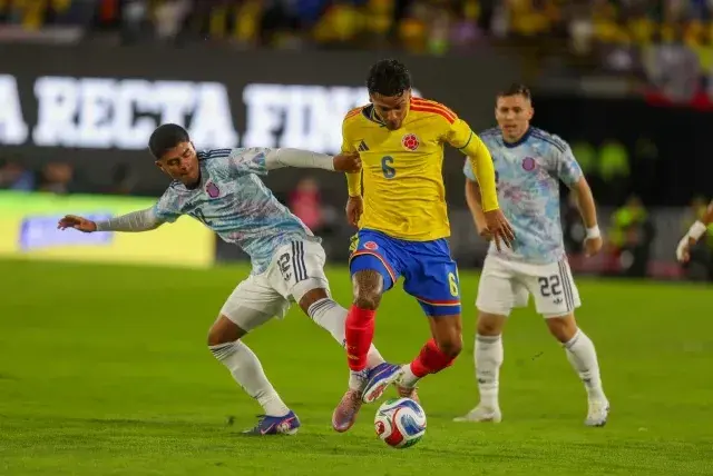 Polémico mensaje de James Rodríguez tras la victoria de Colombia contra ...
