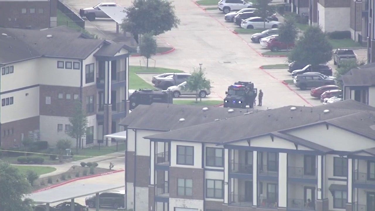 Katy SWAT standoff ends with man, woman dead in apartment