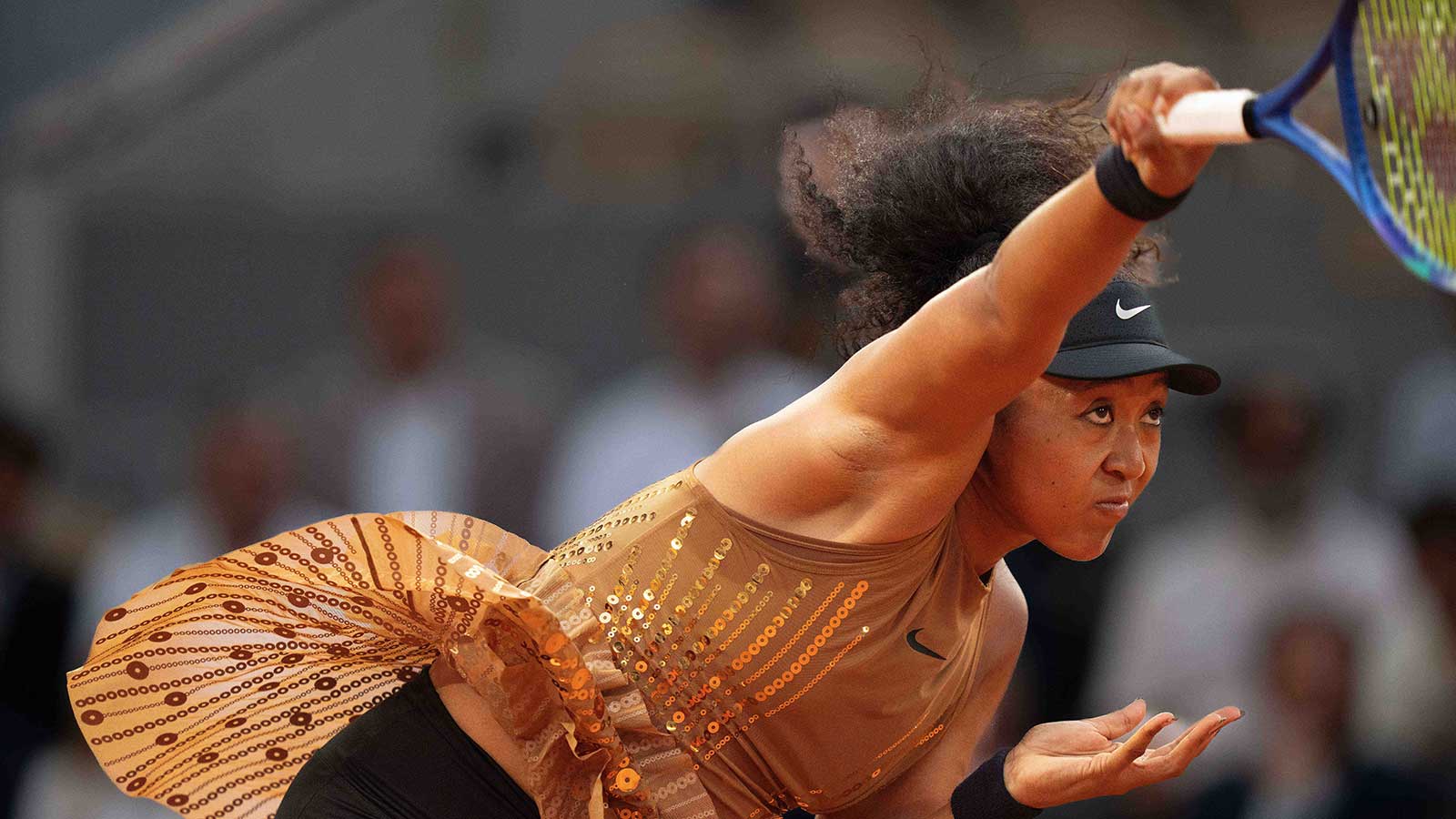 Naomi Osaka’s French Open title run comes to an end vs. Aryna Sabalenka