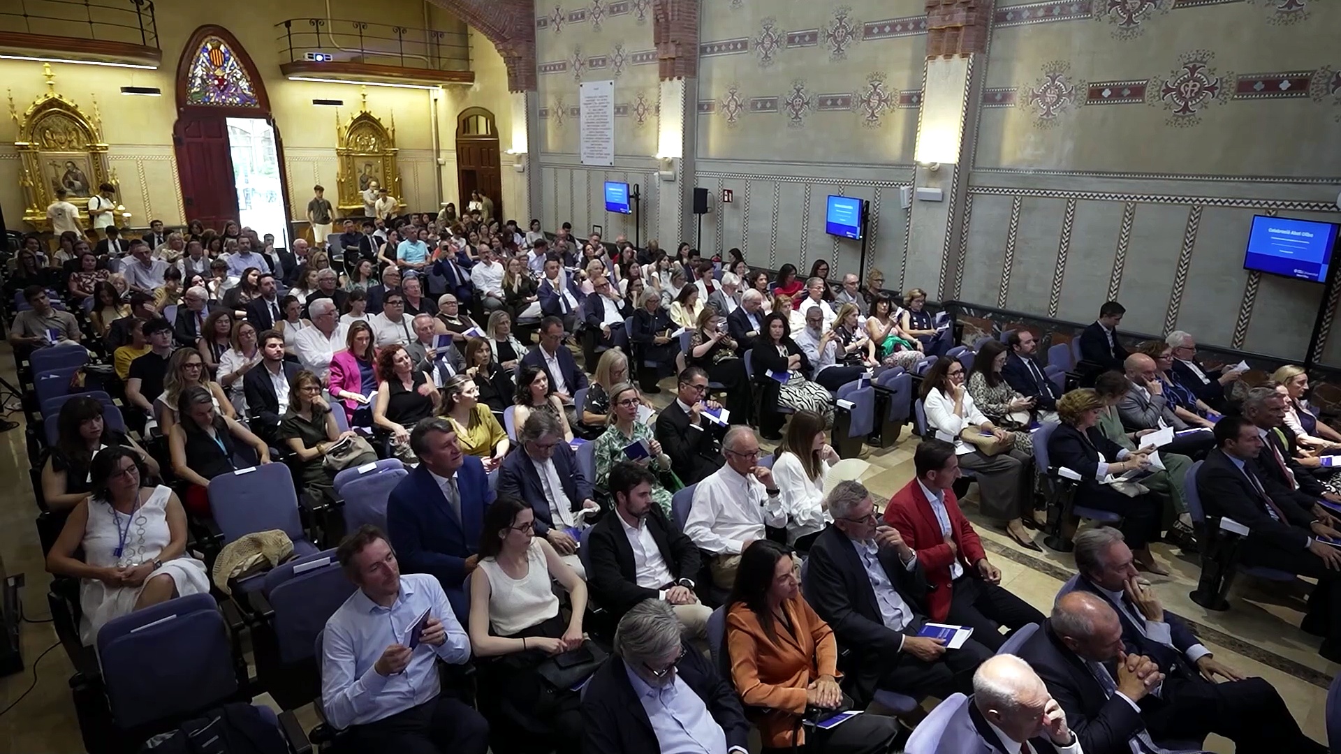 Montserrat, Càritas y CaixaResearch, entre los galardonados en los I ...