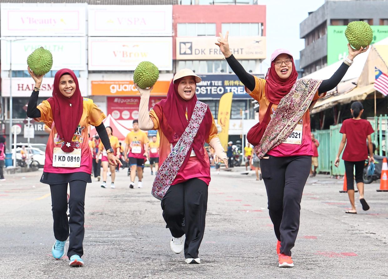Durian-sarong fun run back for second edition