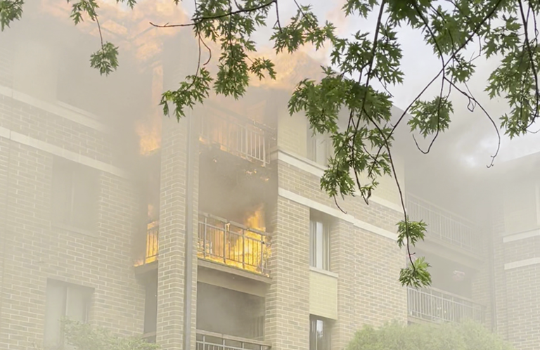 Crews battle 3-alarm apartment fire at Glendale-Milwaukee border