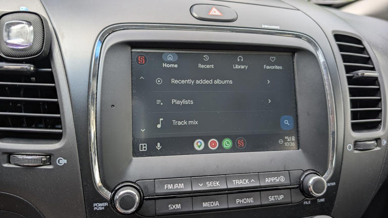I finally found a local music player that works with Android Auto voice ...
