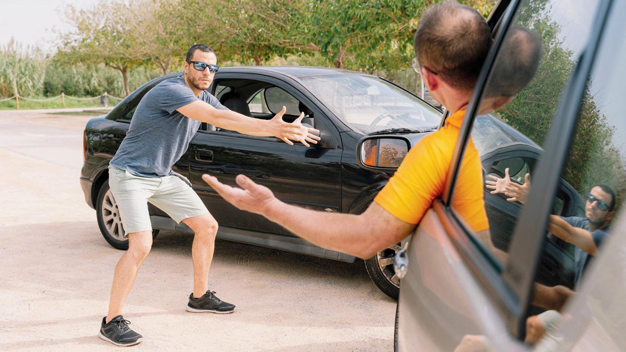 Never resort to violence while dealing with conflict