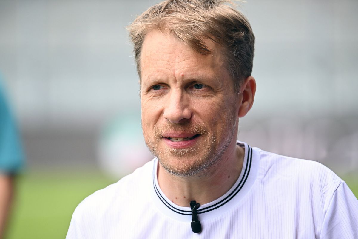 Date mit Danni Büchner im Phantasialand? Oliver Pocher packt die ganze ...