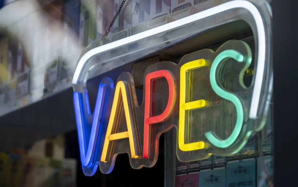 Study links fruit-flavoured vapes to greater genetic changes