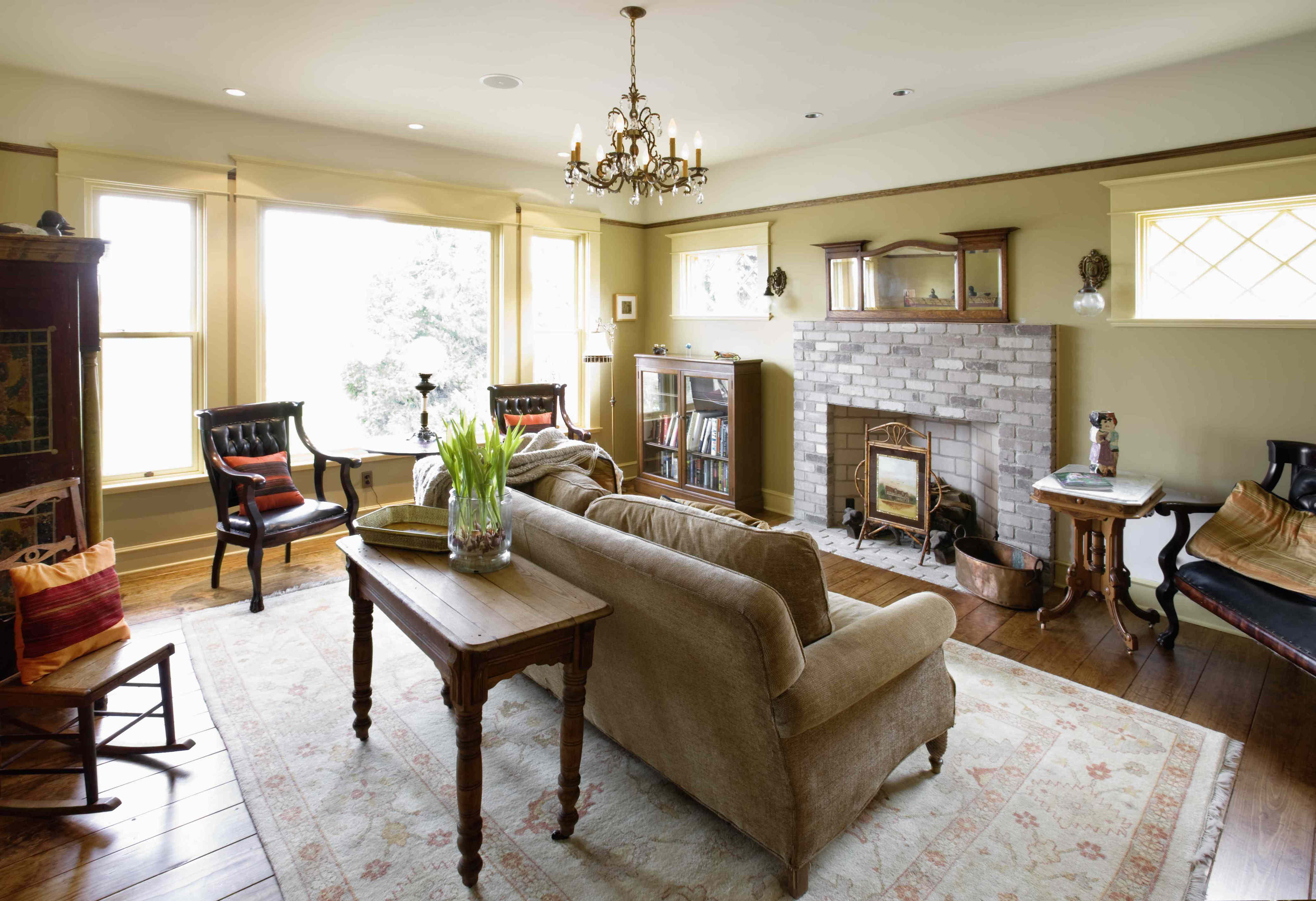 We asked color experts why some neutrals look dingy—here’s what they ...