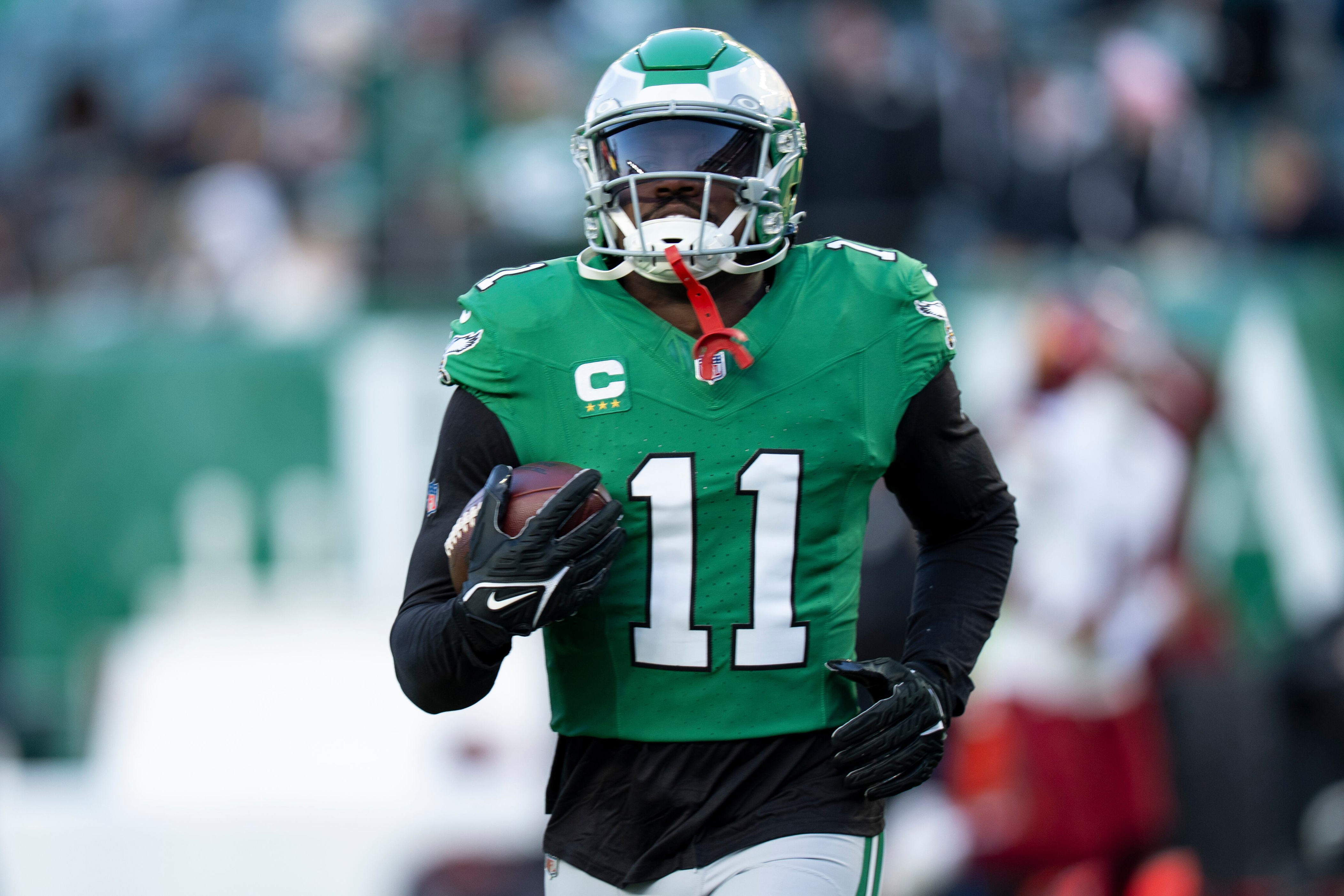 Philadelphia Eagles trade former Ole Miss star AJ Brown to Patriots for ...