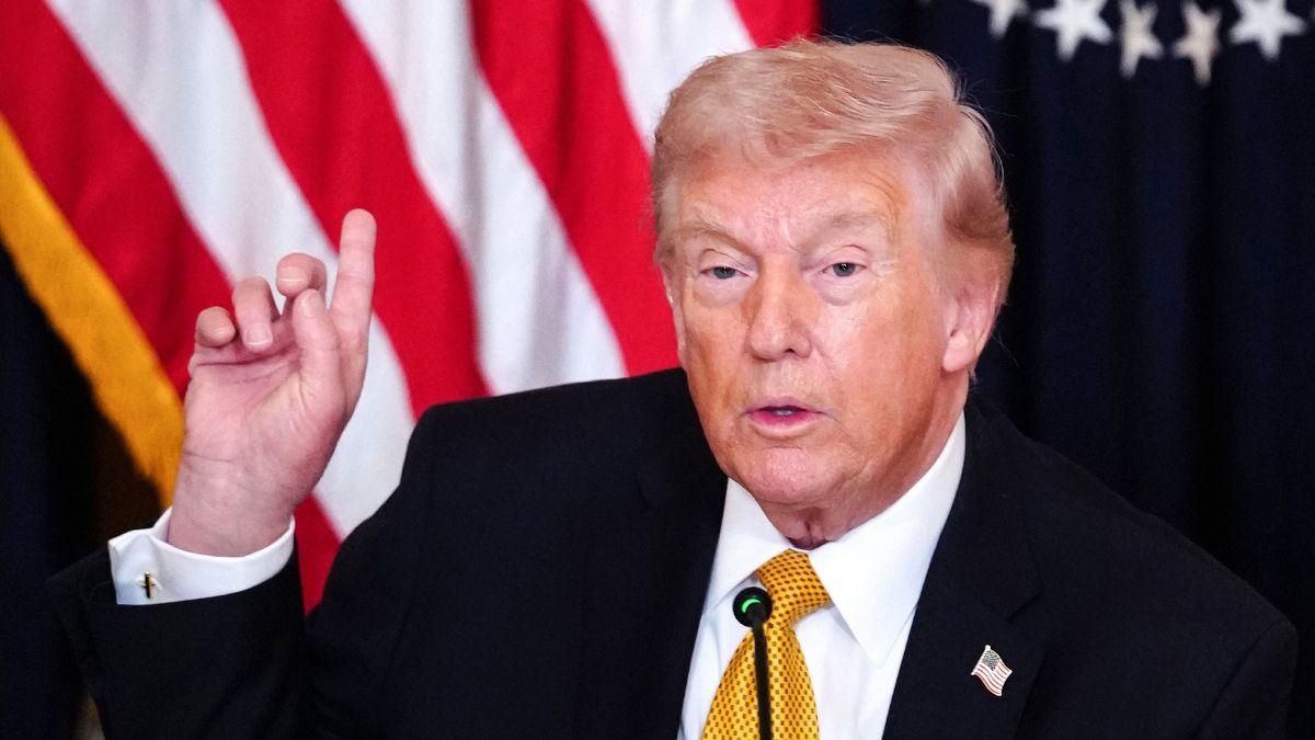 Donald Trump boasts about his cognitive test