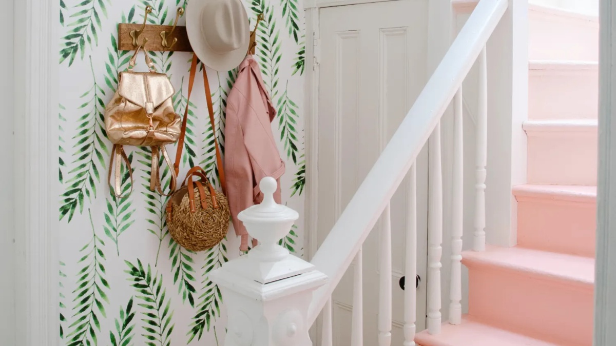 6 smart spring entryway ideas that instantly make your home feel more ...