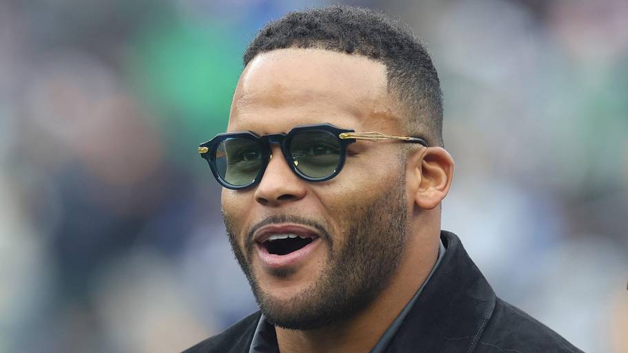 Adam Schefter just teased Aaron Donald's return after Myles Garrett trade