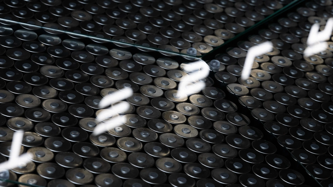 Hina's sodium-ion battery matches Tesla-level performance in tests