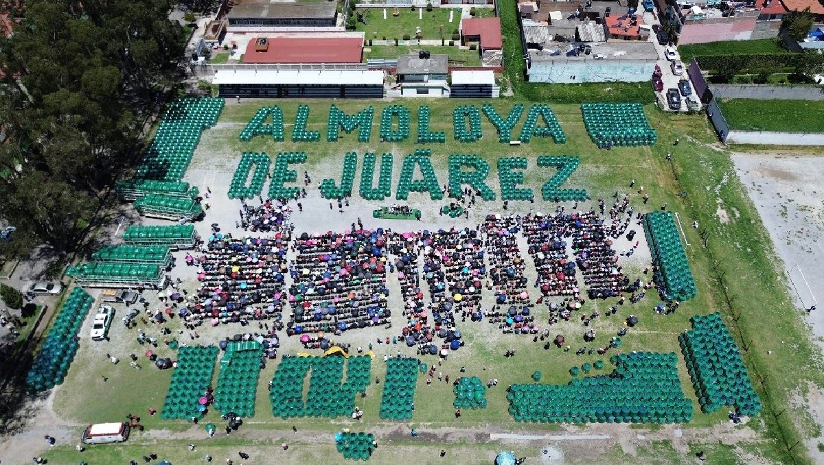Adolfo Solis fortalece el acceso al agua con la entrega de más de 2 mil ...