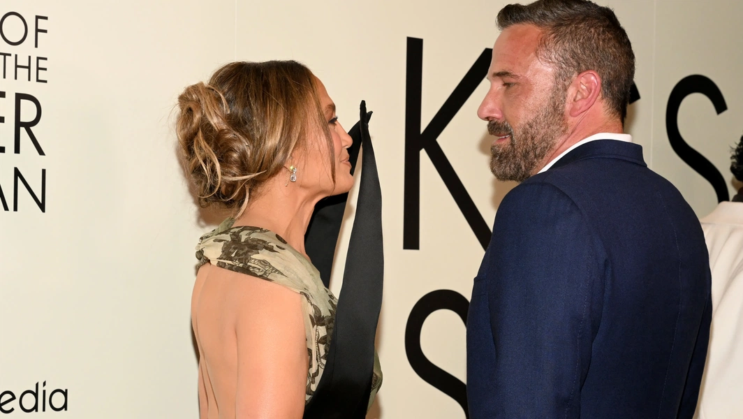 Jennifer Lopez alters tattoo to remove Ben Affleck's name