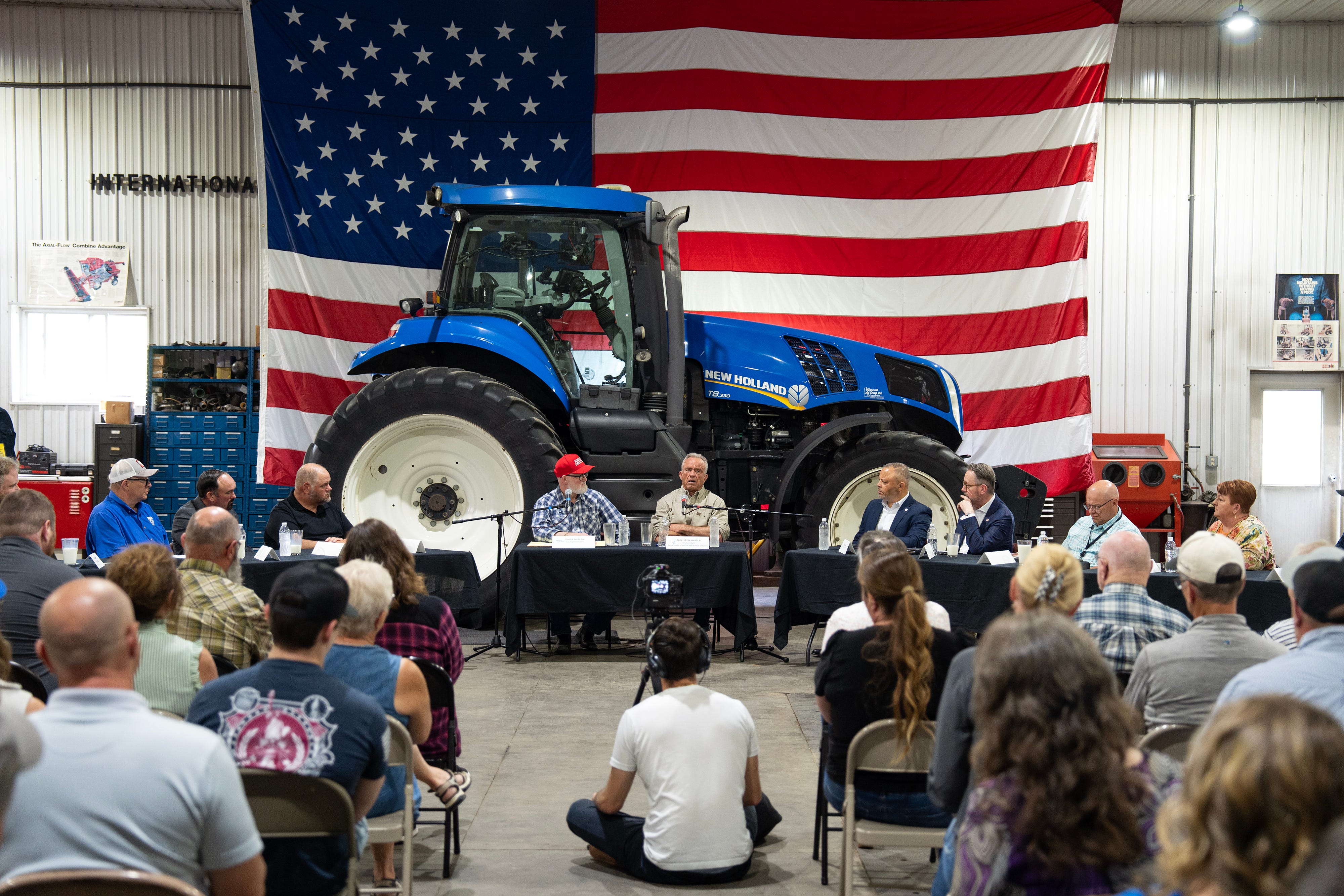 RFK Jr. visits Wisconsin dairy farm with Rep. Derrick Van Orden