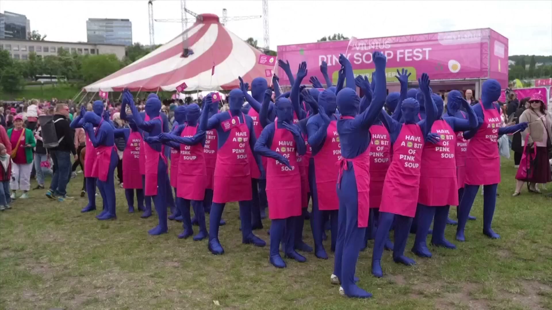 Lithuania turns pink for giant cold soup festival