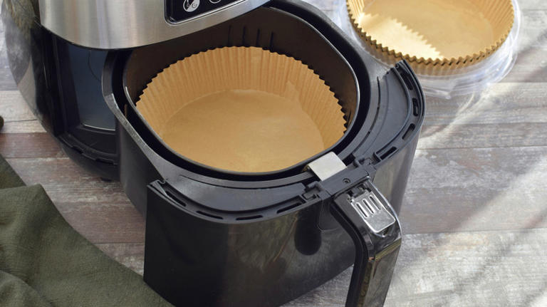 What to do if your air fryer has an odd chemical smell