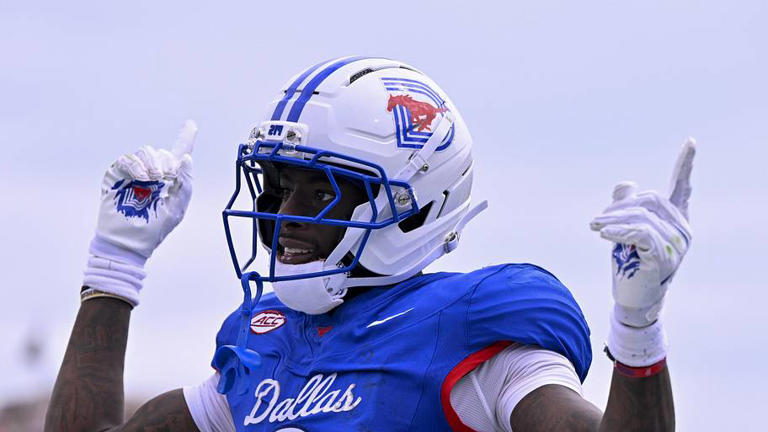 Dallas Cowboys sign wide receiver, nephew of Chad Ochocinco