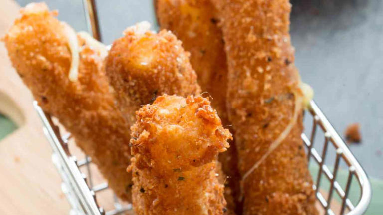 Receta casera de dedos de queso mozzarella con el sabor y crujido perfecto