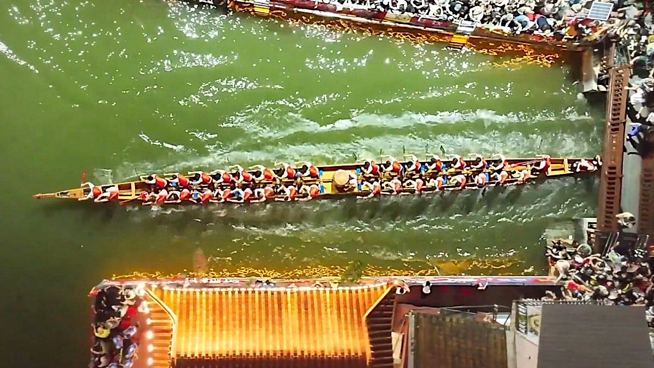 China's most extreme dragon boat race competitors intensify "F1-style ...