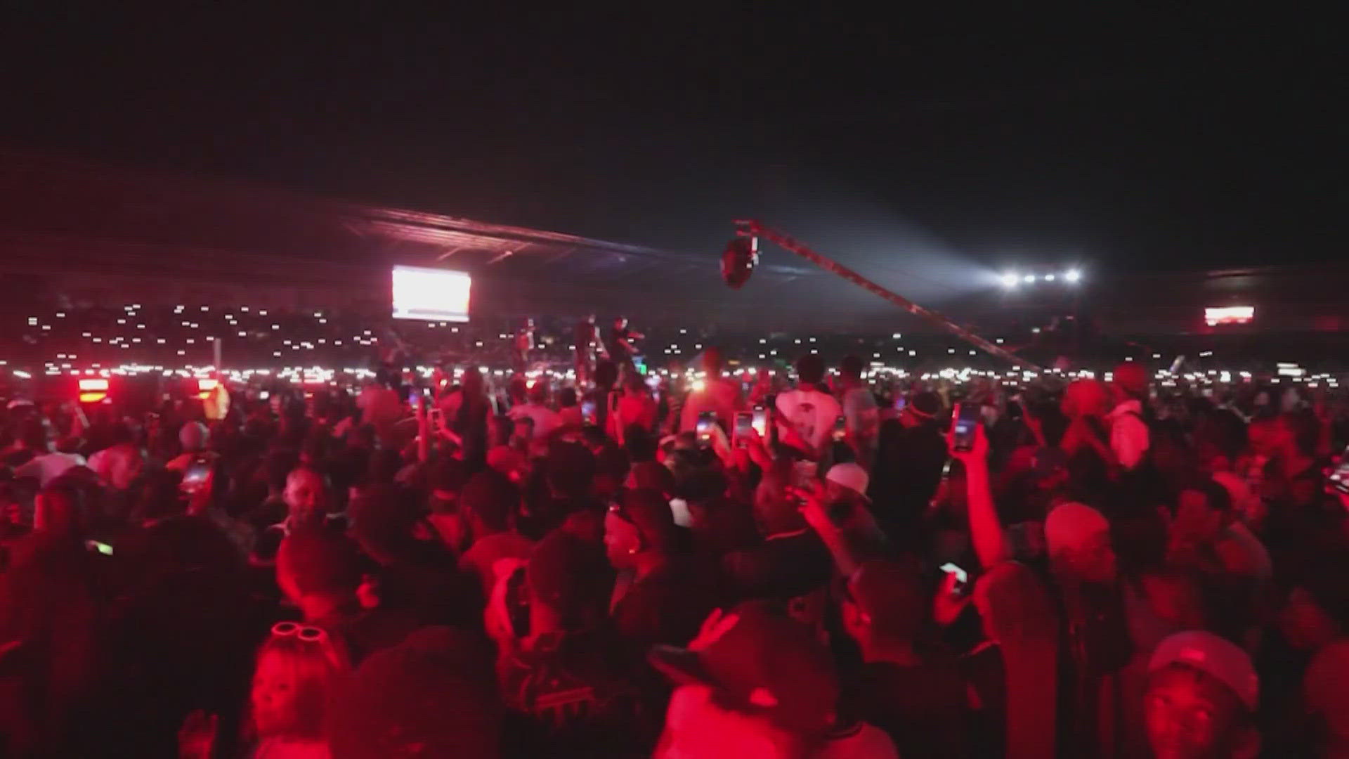 Is "blue dot fever" killing concert seat sales?