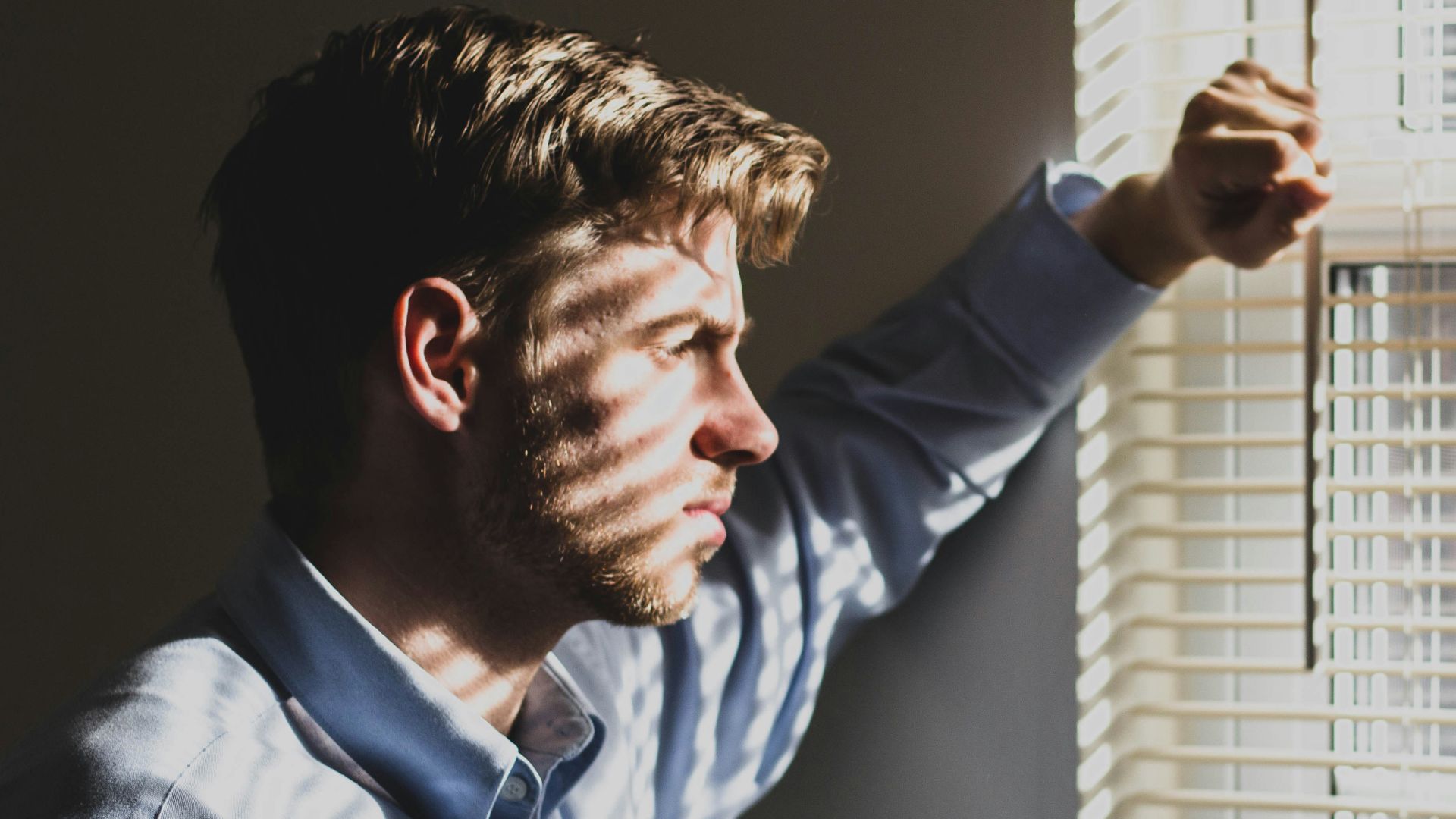 20 signs your wife is emotionally draining and you don’t realize it
