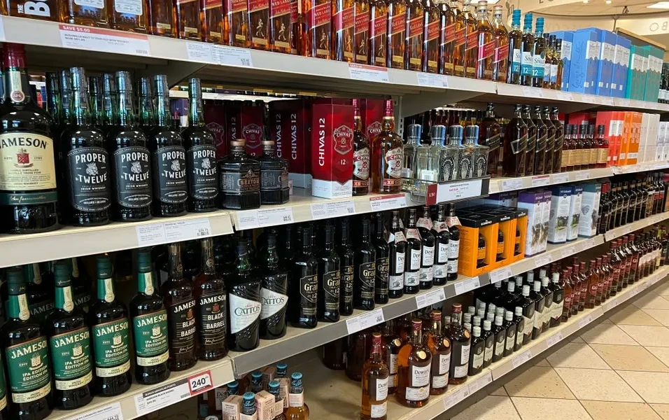 Liberals miss deadline on promised alcohol trade reform