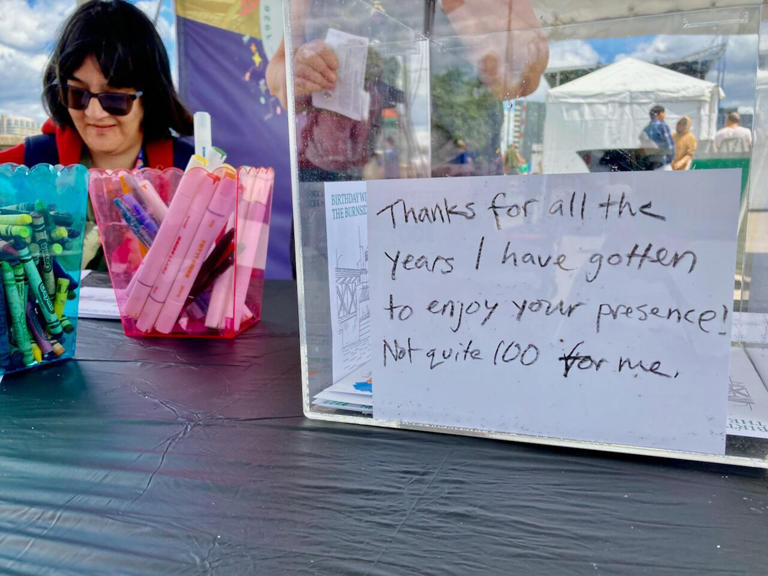 Burnside Bridge celebrates 100 years with picnic, music – and love letters
