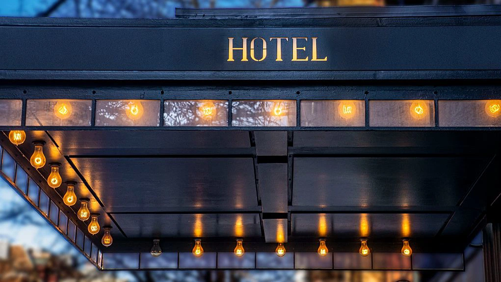 13 shocking and bizarre hotel incidents